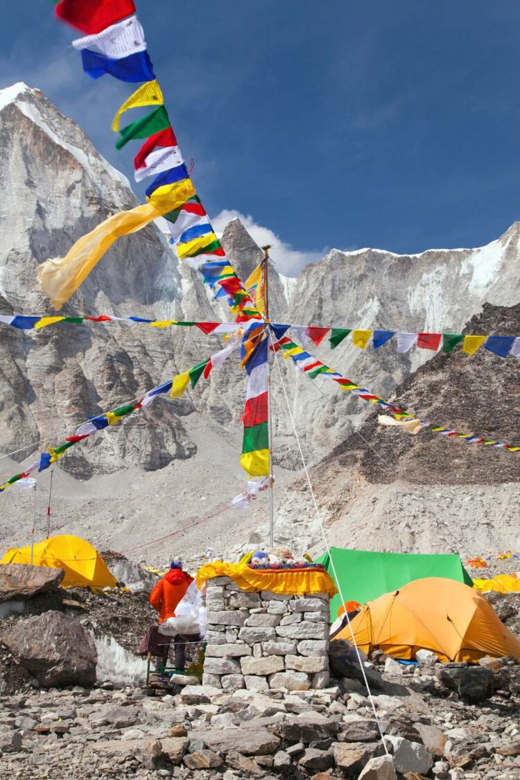 100 Extraordinary Bucket List Ideas for the Adventure of a Lifetime ...